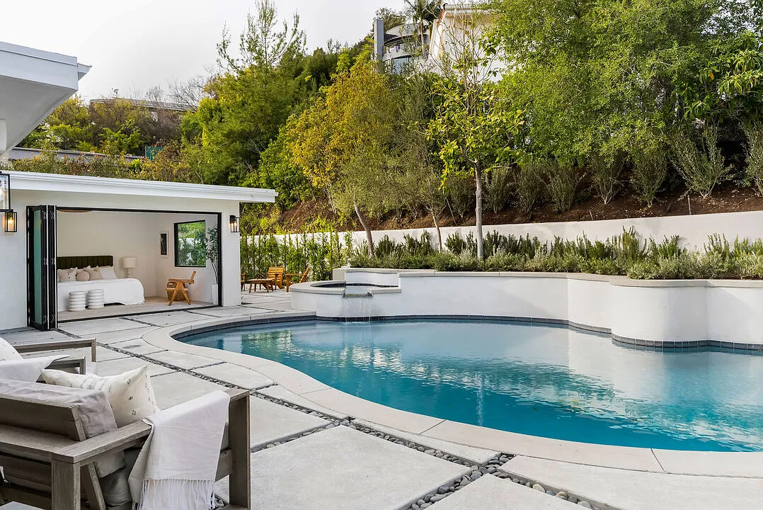 The Zorada Two - Essentialyfe.com